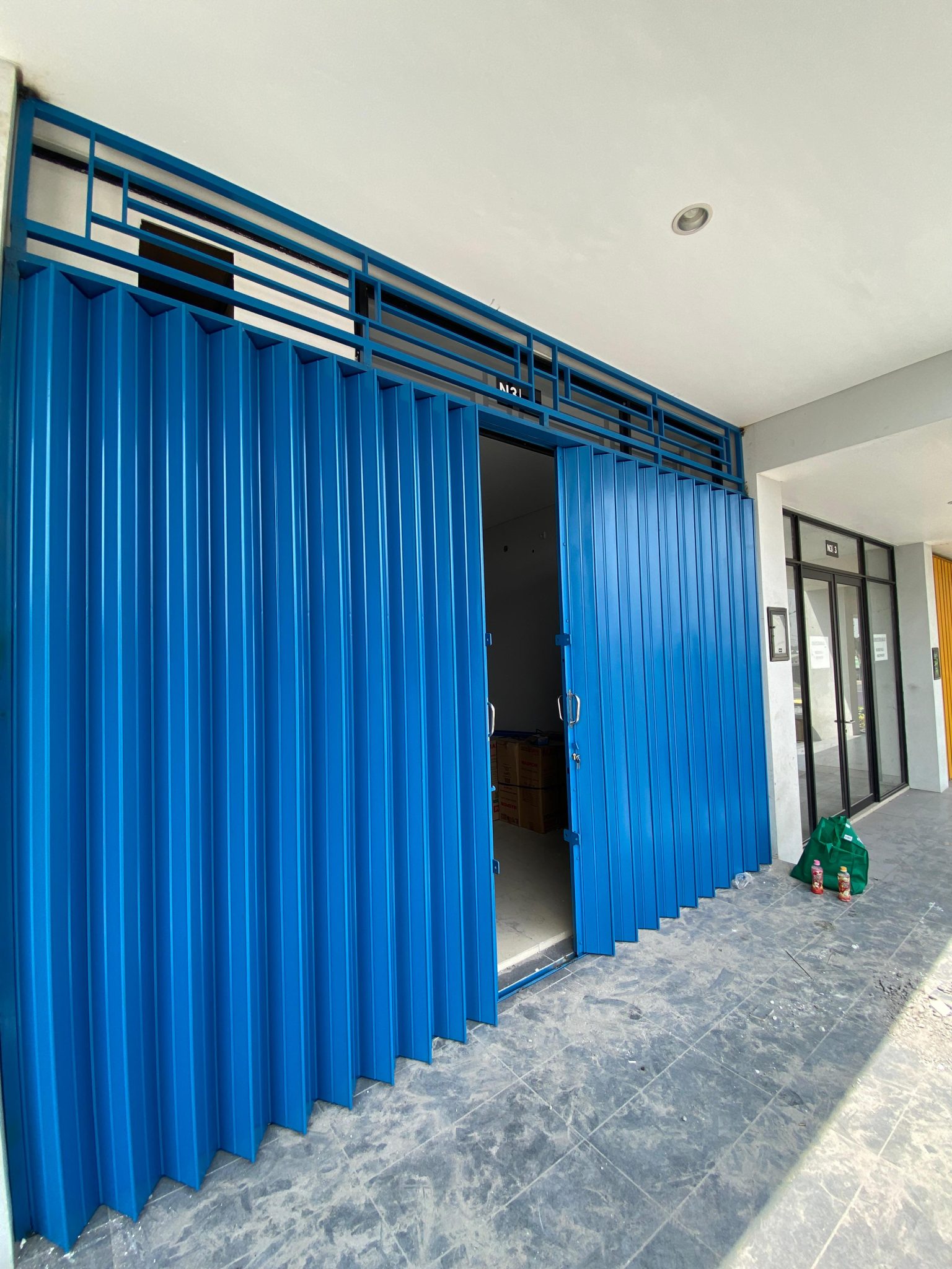 Pintu Lipat Besi Ruko dan Toko Kualitas Terbaik